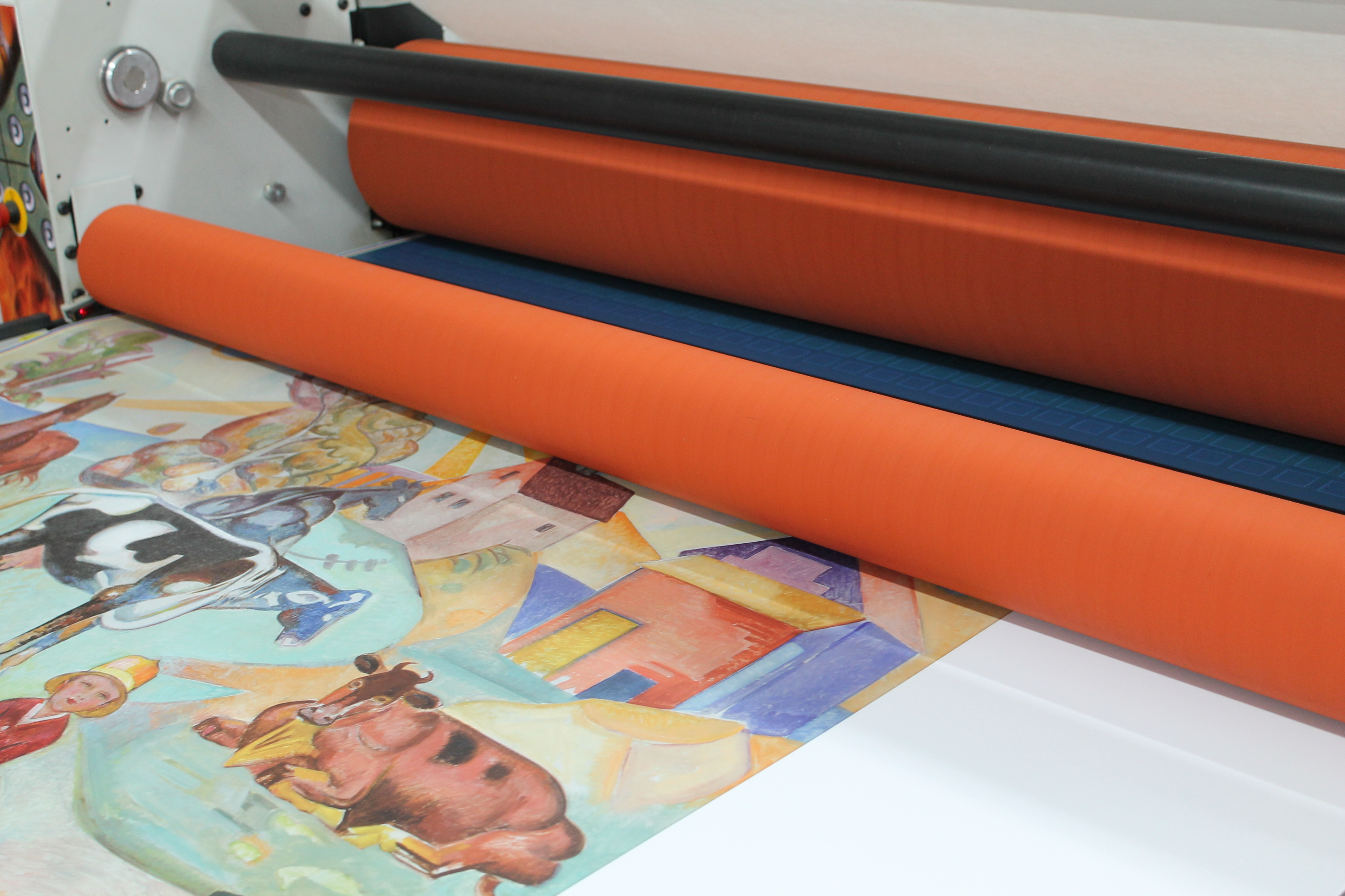 Mactac | Overlaminate Film for Vehicle Wraps and Graphics | Mactac
